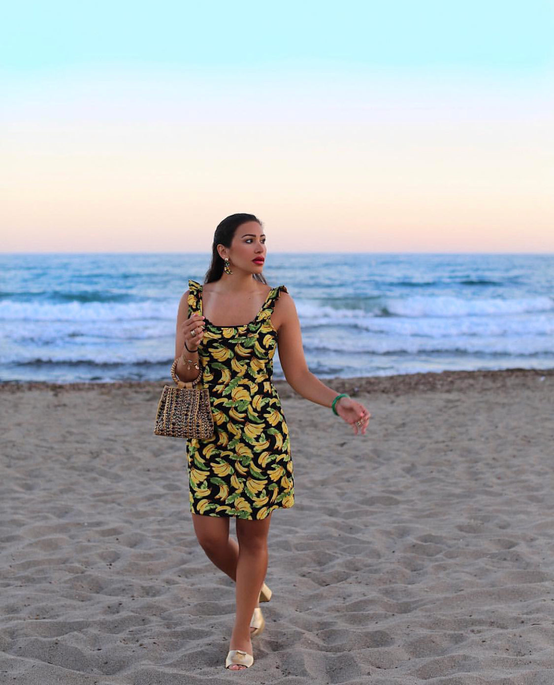 Rekha Reflect Handbag | Mae Cassidy | Maya Williamz wears the Rekha ...